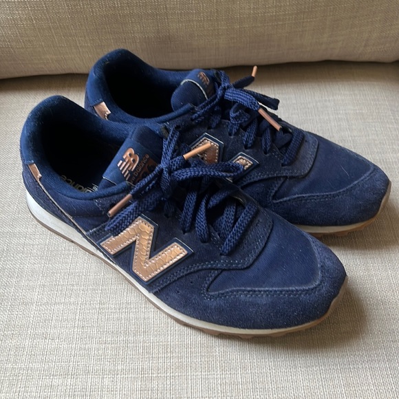 New Balance | Shoes | New Balance Navy Blue And Rose Gold Retro ...